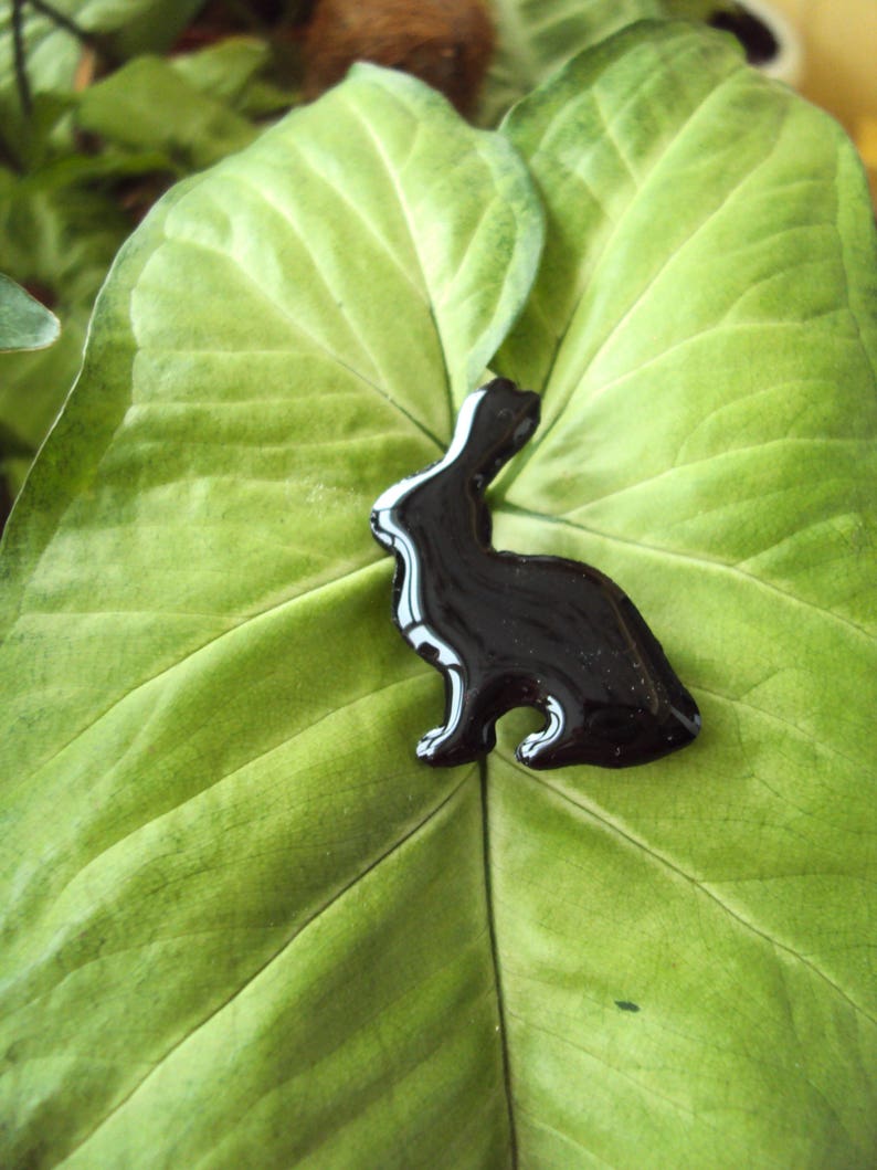 Black Bunny Brooch Minimalist Rabbit Jewelry Epoxy Resin Pin - Etsy