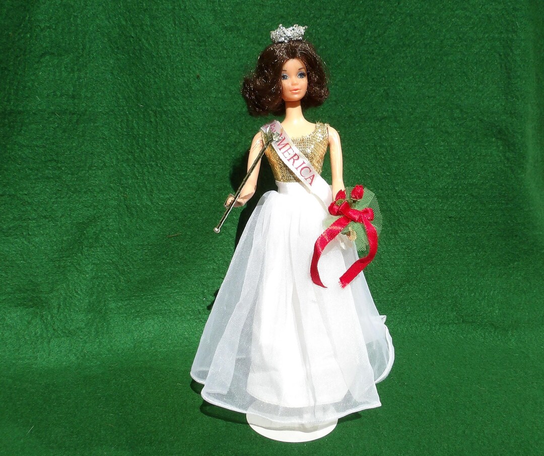 Vintage Walk Lively Barbie Miss America 1972 - Etsy