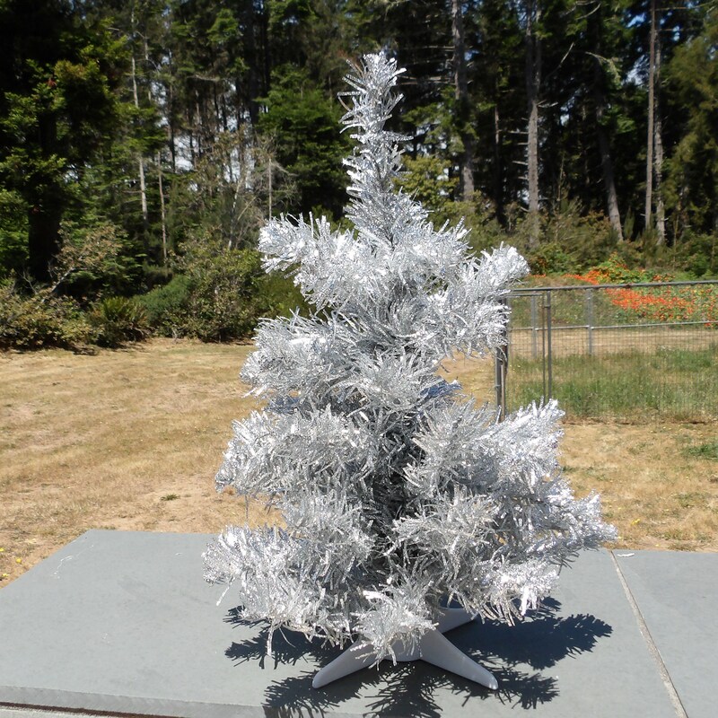 Aluminum Christmas Tree - Etsy