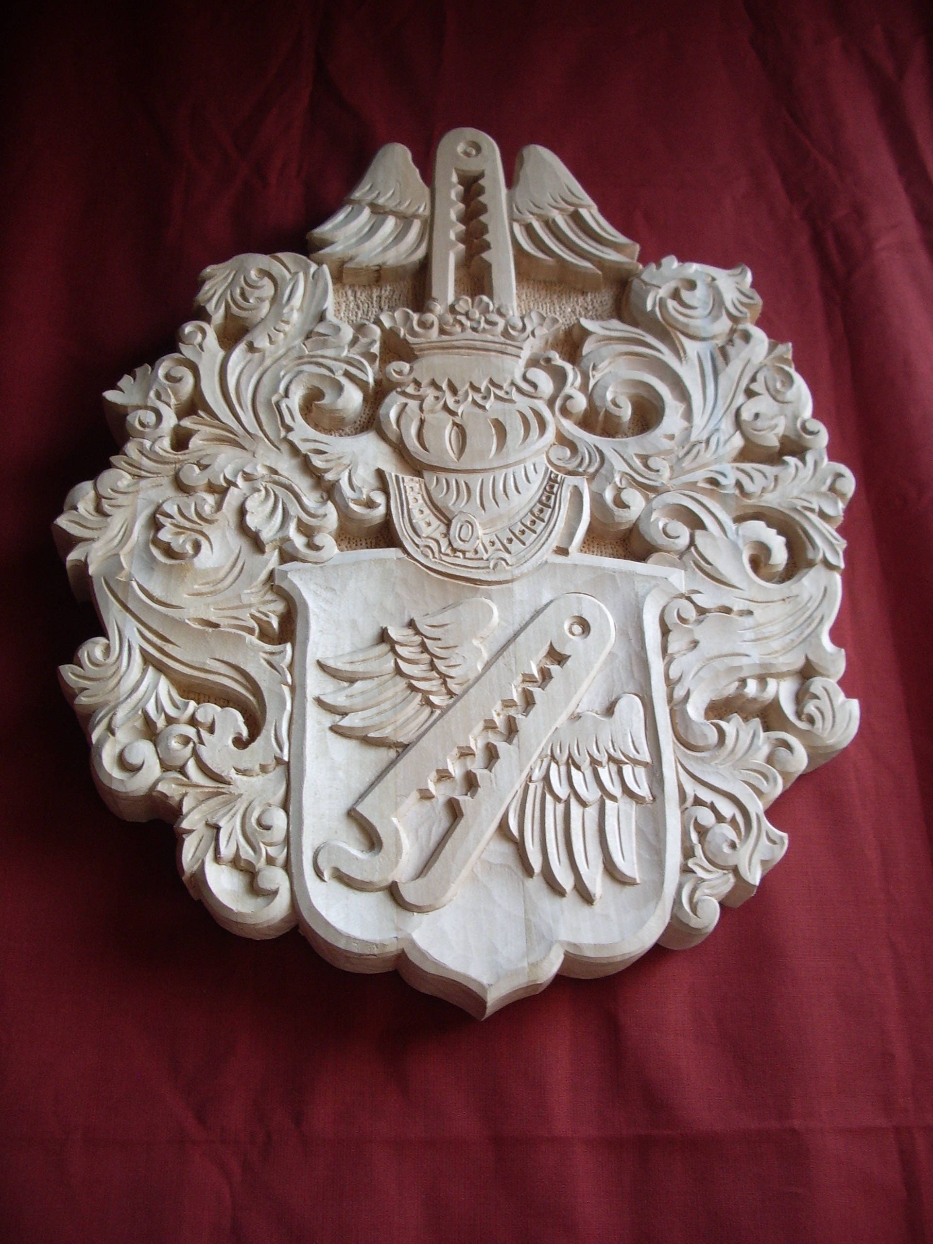 Custom Family Shield Coat of Arms Personalized Family Crest Wooden ...