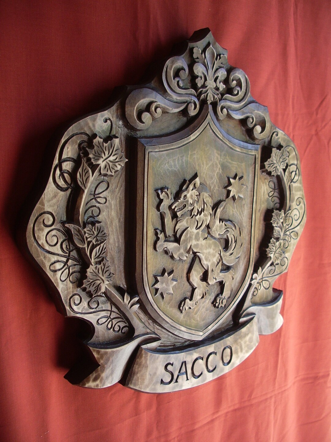 Family Crest Custom Shield Coat of Arms Personalized Wooden Emblem ...