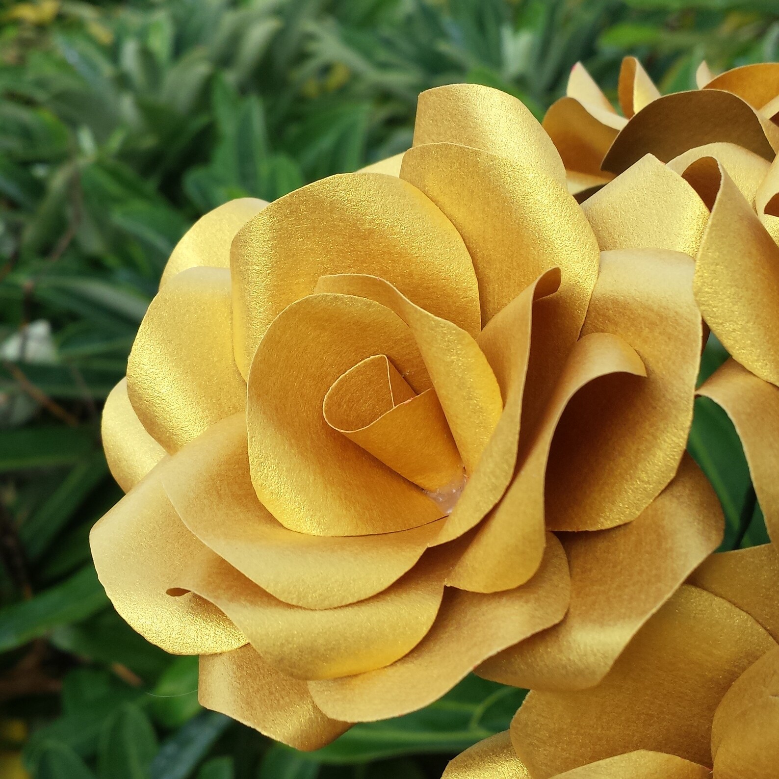 6 X Gold Paper Flowers Handmade Paper Roses Party Decor - Etsy UK