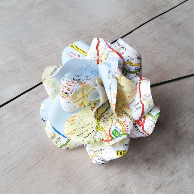 Map Paper Rose Paper Flower weddings table decorations | Etsy