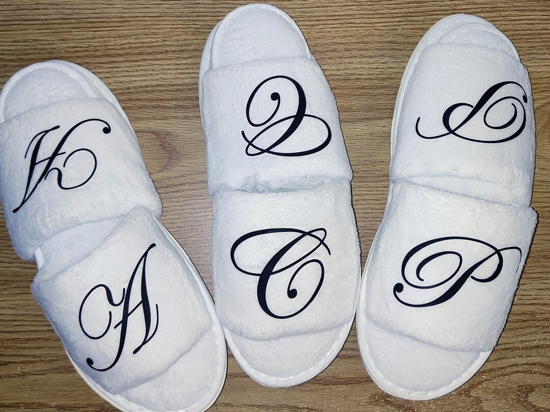 Personalized Initial Slippers: Monogrammed Coral Fleece Slippers - Etsy