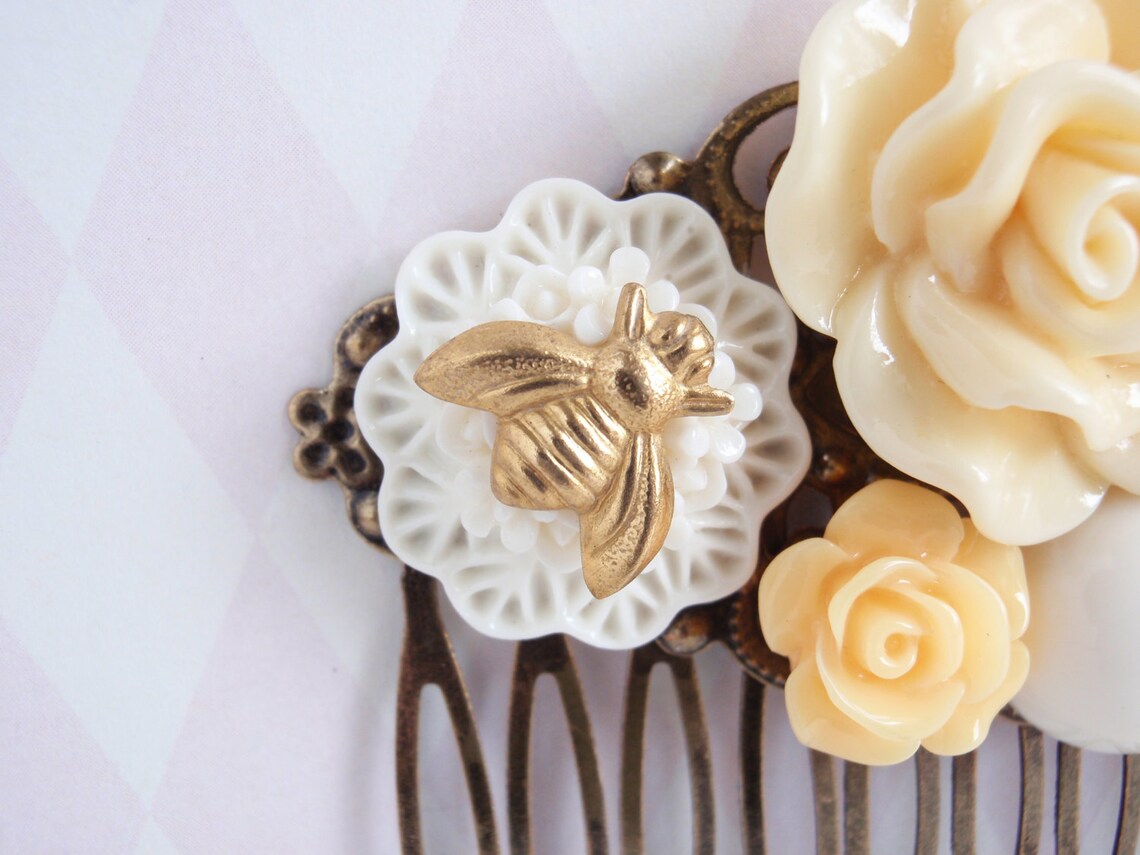 Pale Yellow White and Ivory Bee Hair Comb. Honey Bee Hair - Etsy