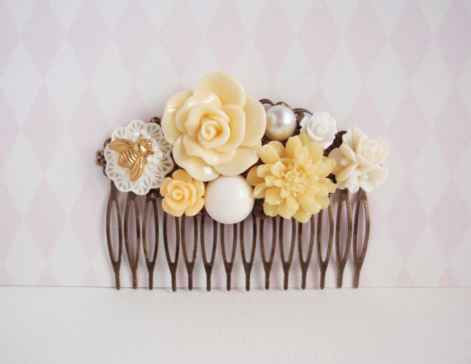 Pale Yellow White and Ivory Bee Hair Comb. Honey Bee Hair - Etsy