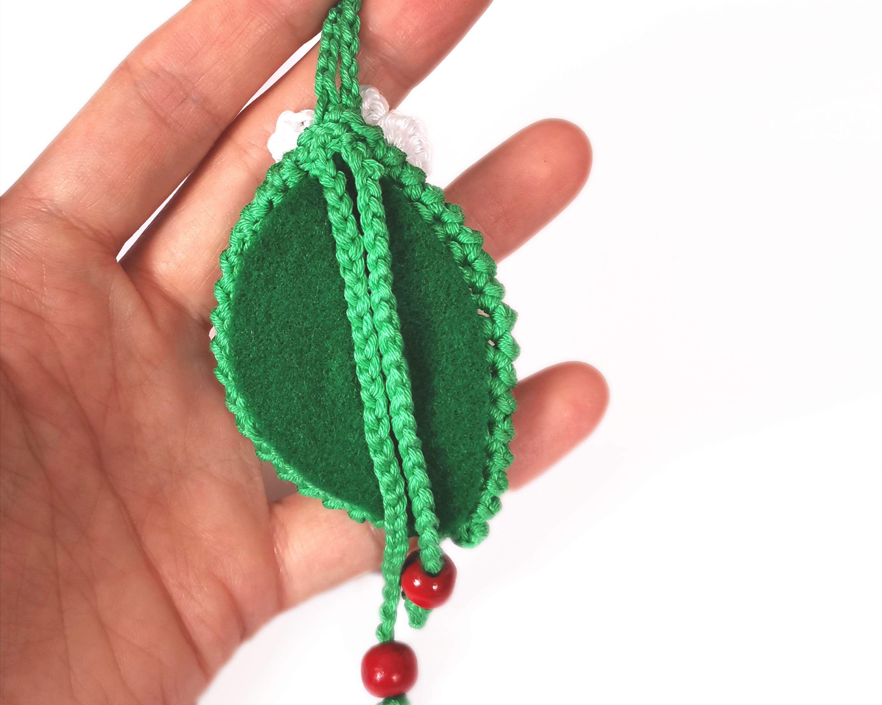 Crochet Ladybug Keychain Pattern: Ladybird on Leaf Keyring (PDF ...