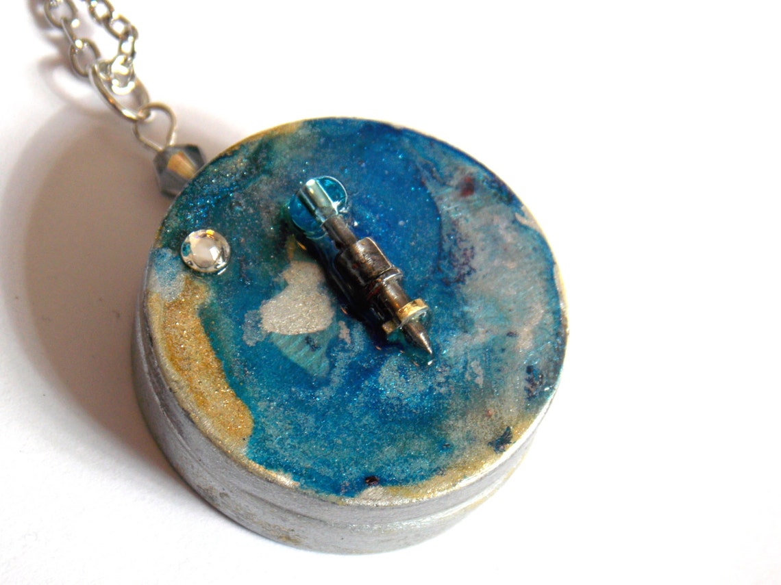 Doctor Who Necklace hidden Dimension Locket 1 - Etsy