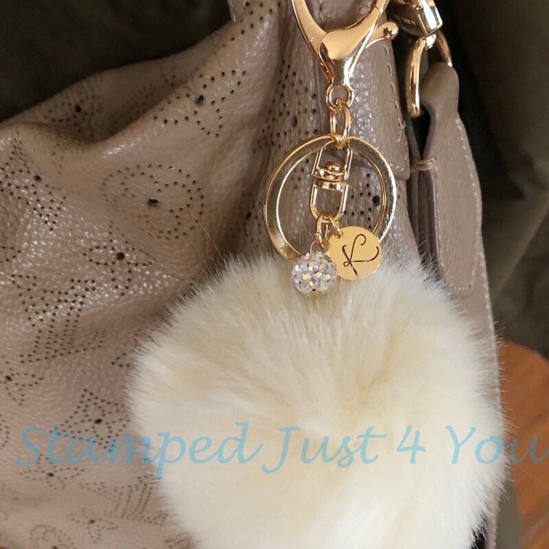 Pompom Keychain - Etsy
