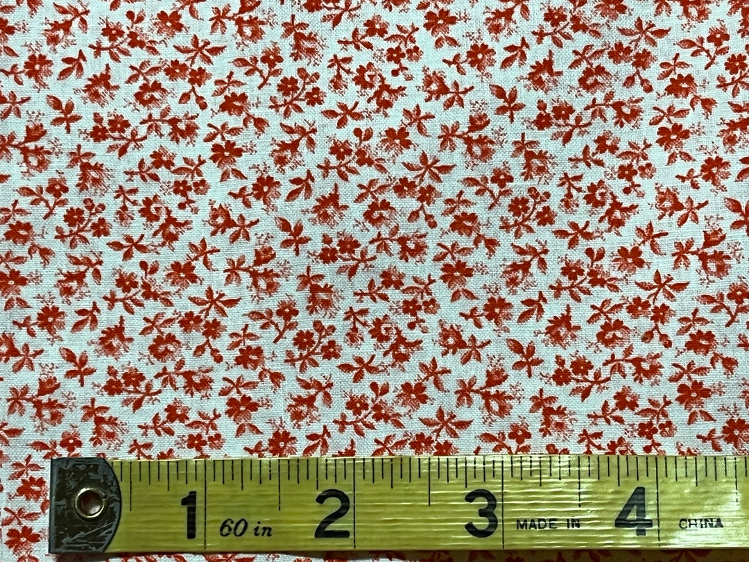 Rural Estate Quilter's Stash Room to Roam Red Floral White Fabric 17x ...