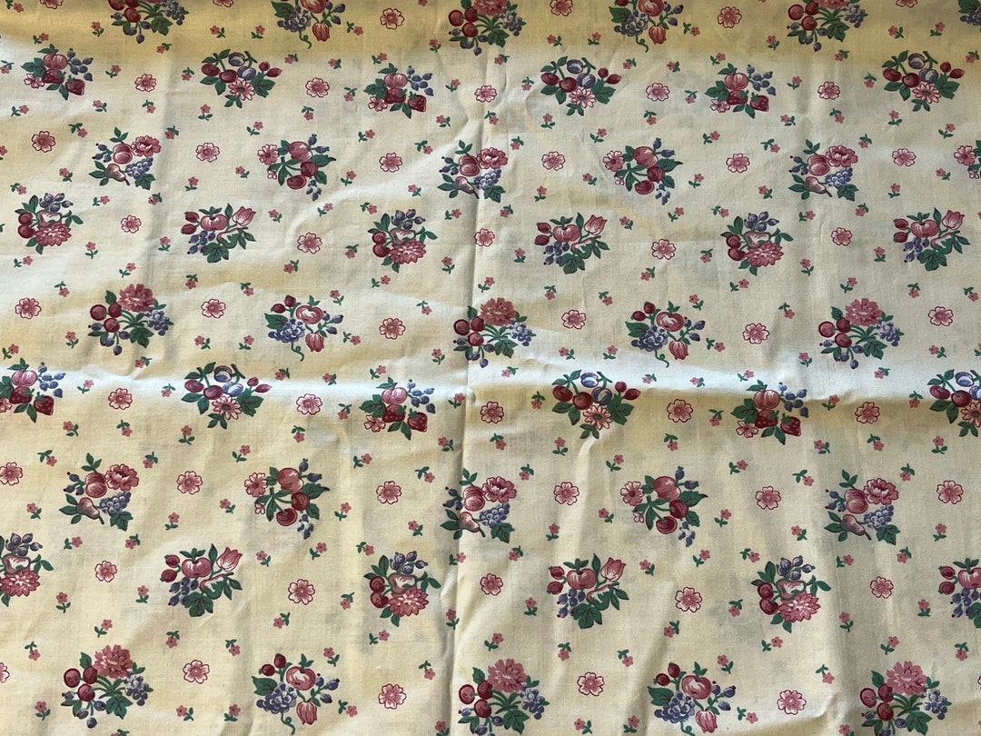 Peter Pan Pink Purple Floral Cream Cotton Fabric 21"x 19" SCRAP Rural ...