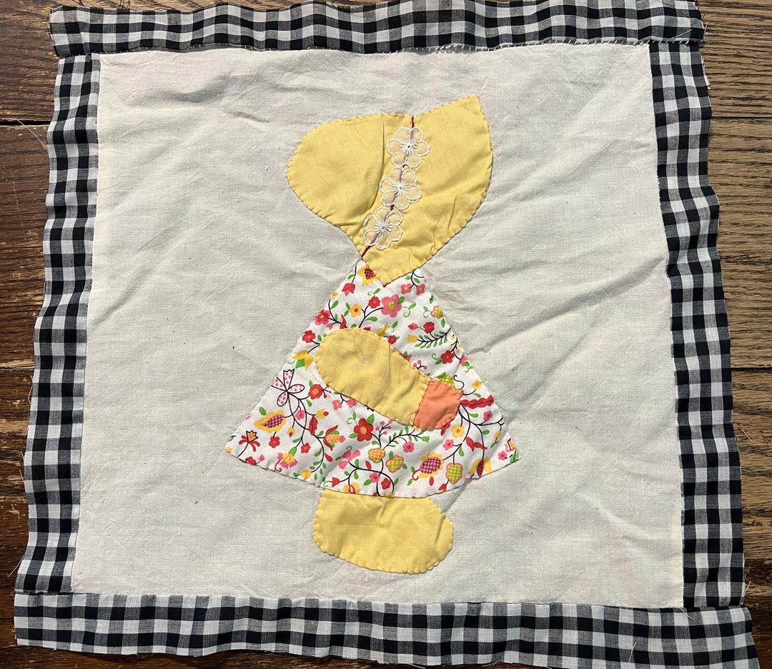 Vintage Applique Sunbonnet Sue Handsewn Quilt Block Right Hook Rural ...