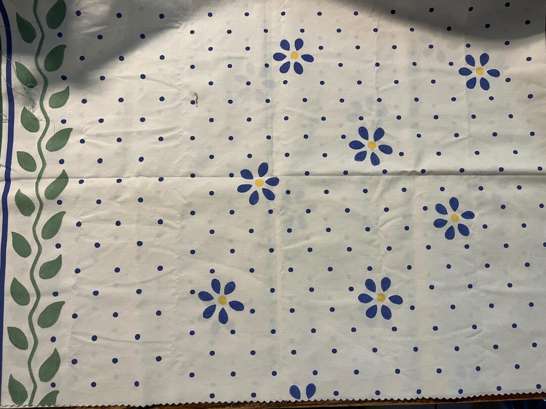 Stenciled Floral Border Ivory Decor Fabric 42"x 28" Rural Thrift Store ...
