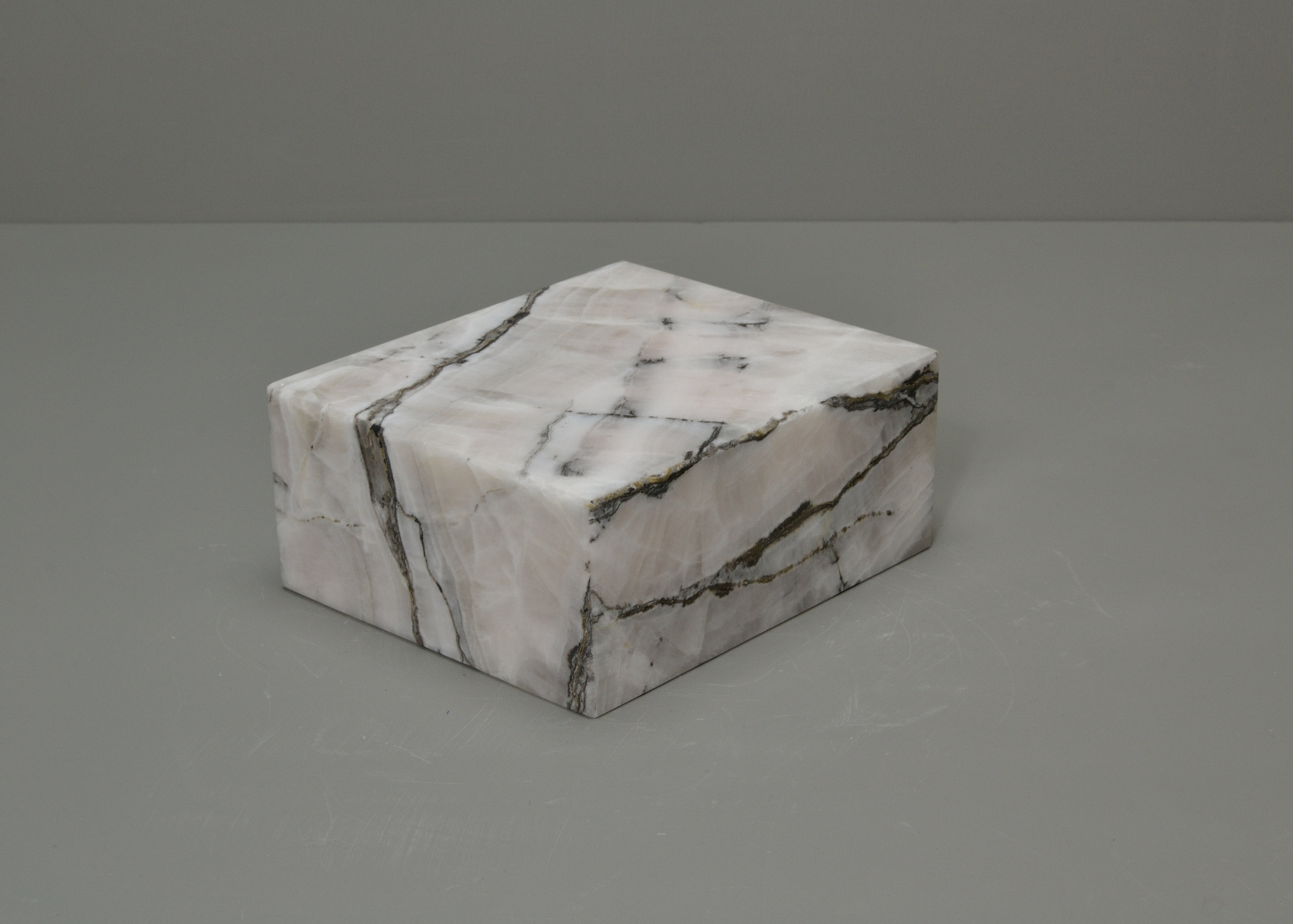 Onyx Bases 7x6x3 Honed Finish,Art Base, Figurine display, White Onyx ...
