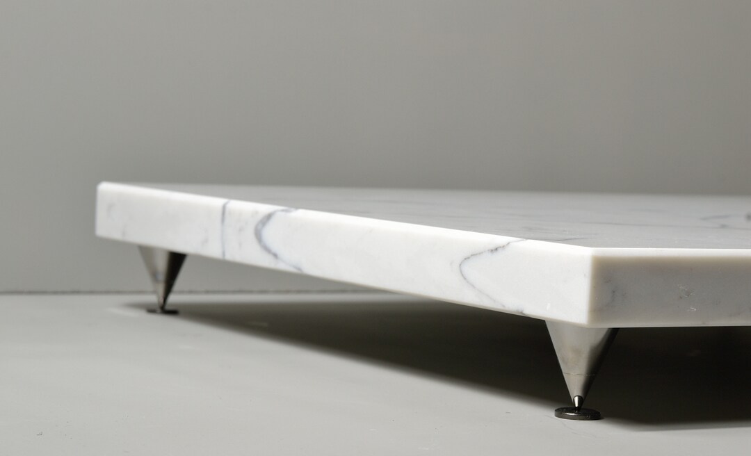 Calacatta Laza Turntable Stand, White Caesarstone Turntable Stand ...