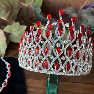 Red and Silver Tiara Set 4pcs Red Necklace With Earrings and Bracelet ...