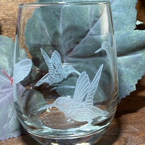 Hummingbird Stemless Wine Glass Personalize Hummingbirds Glass Custom ...