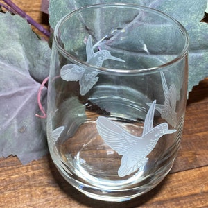 Hummingbird Stemless Wine Glass Personalize Hummingbirds Glass Custom ...
