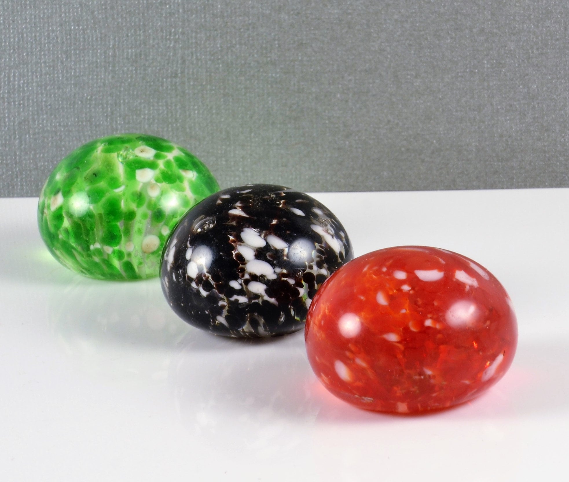 3 Hand Blown Paperweights Art Glass Small Size Black Green Red | Etsy