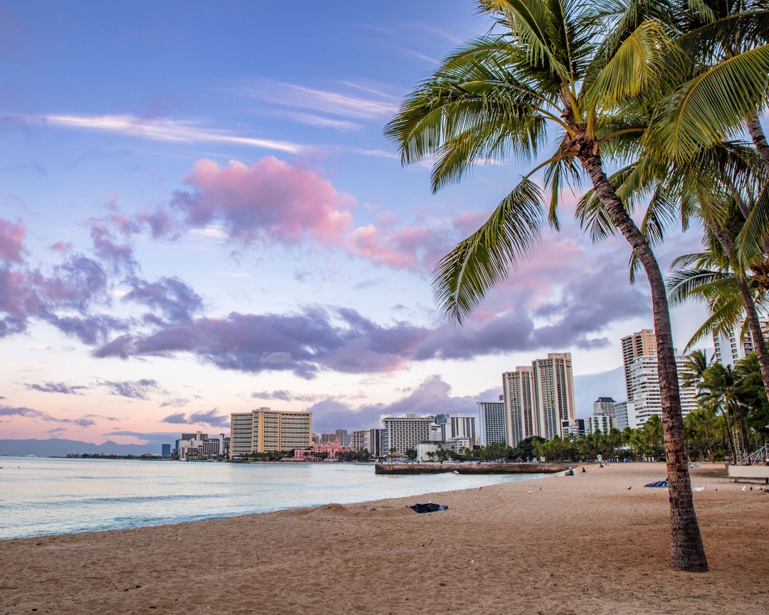 Stunning Sunrise Waikiki Hawaii Beachscape Sand Ocean View Landscape ...