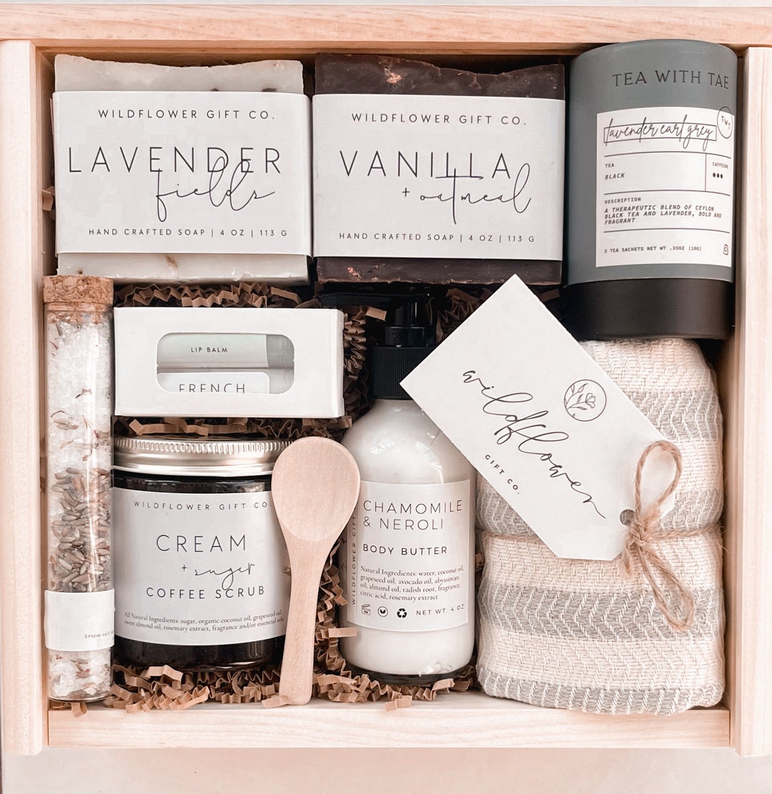 Natural Spa Gift Box: Relaxing Bath Set With Personalized Keepsake - Etsy