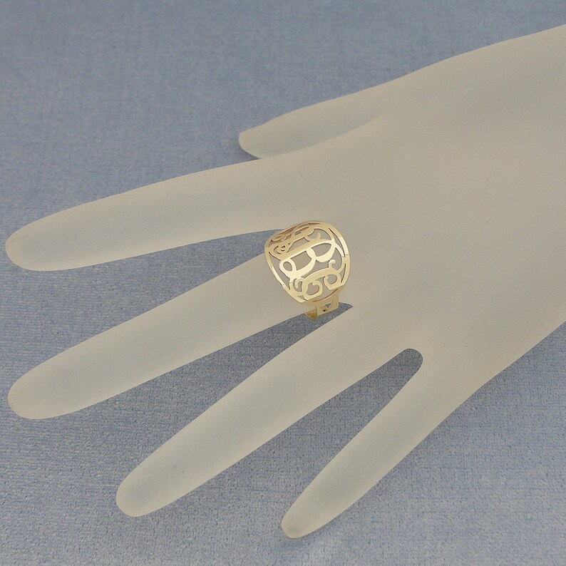 14K Solid Yellow or White Gold 3 Initial Oval Circle Monogram | Etsy