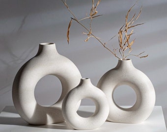 Large Circular Vase - Etsy