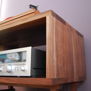 Beautiful Solid Walnut Record Player Table / Amp and LP Holder - Etsy