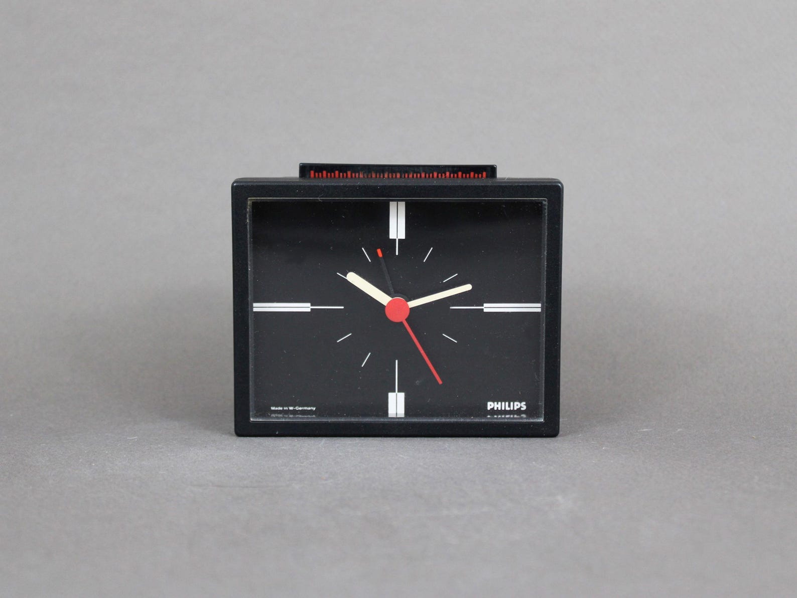 Vintage 1980s PHILIPS Bedside Clock, Modern Minimalist Decor, Made in W ...