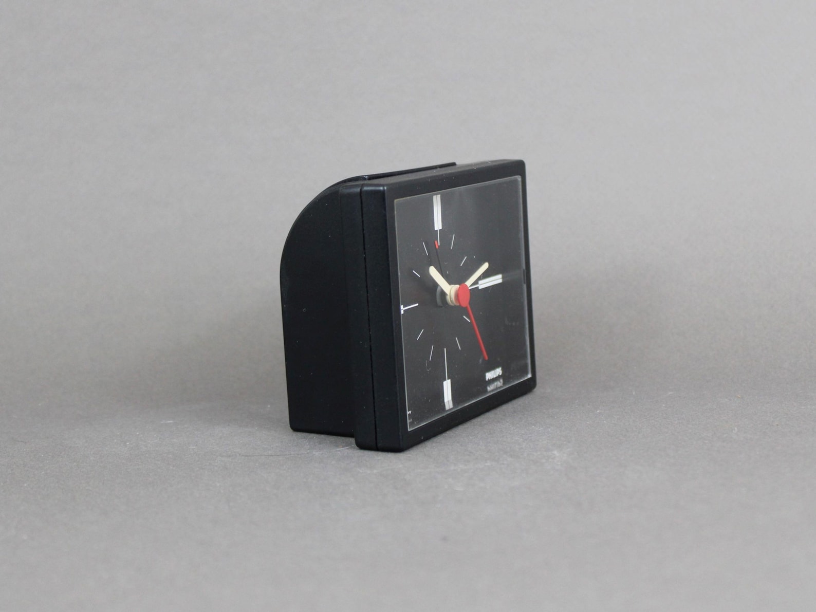 Vintage 1980s PHILIPS Bedside Clock, Modern Minimalist Decor, Made in W ...