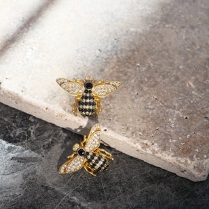 Bee Stud Earrings, Bee Jewelry, Bumblebee Earrings, Minimalist Stud Earrings, Honeybee Earrings ...