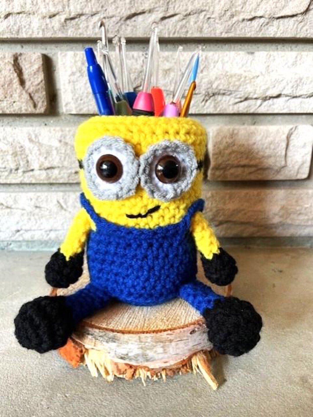 Crochet Minion Caddy / Crochet Minion Jar / Pencil Holder / Crochet ...