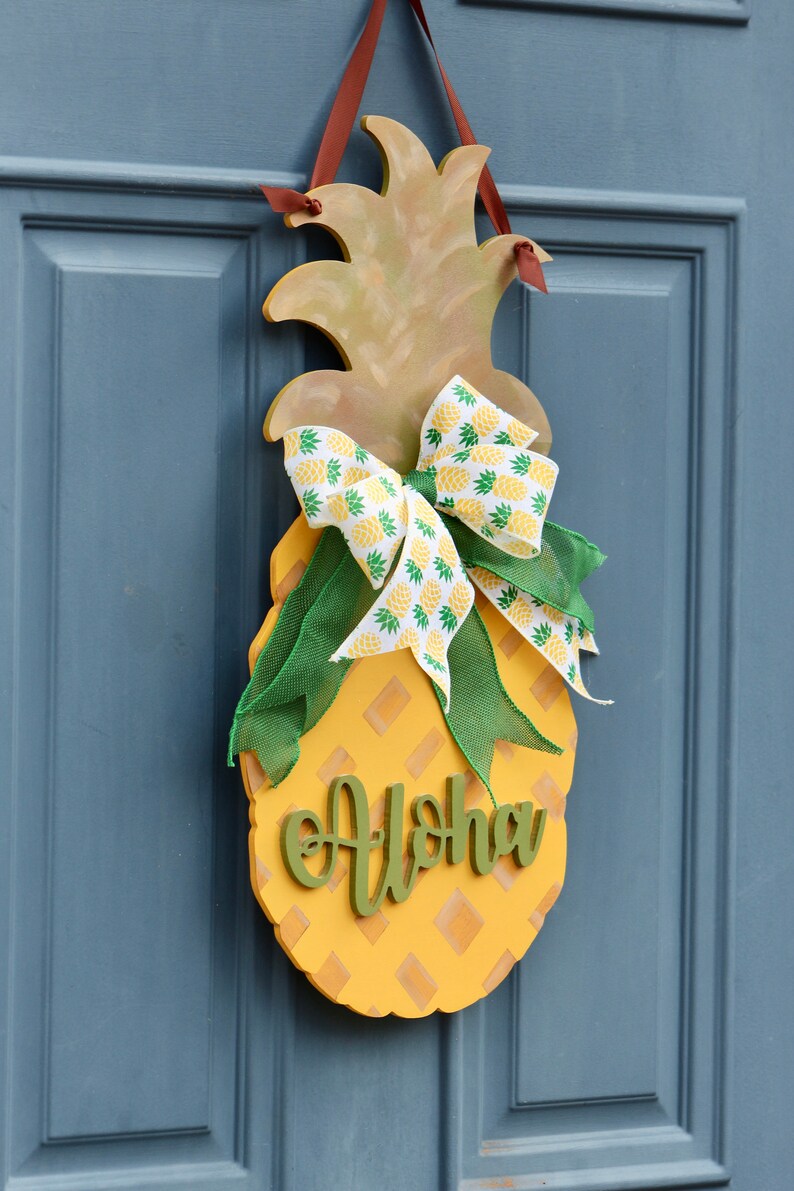 Aloha Pineapple Sign Wreath Obsessed - Etsy