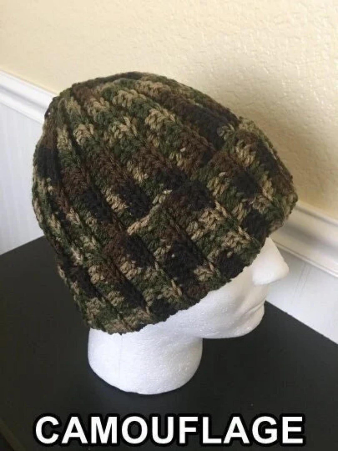 Camo Beanie: Chunky, Crocheted Hat With a Stylish Camouflage Pattern ...