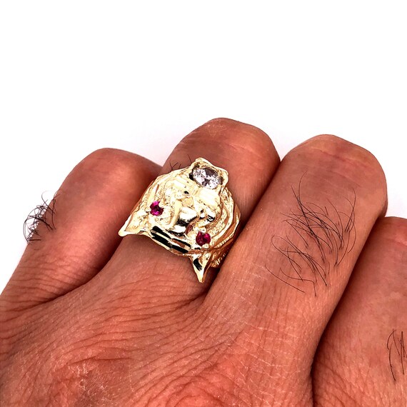 Gold tiger ring with ruby eyes store