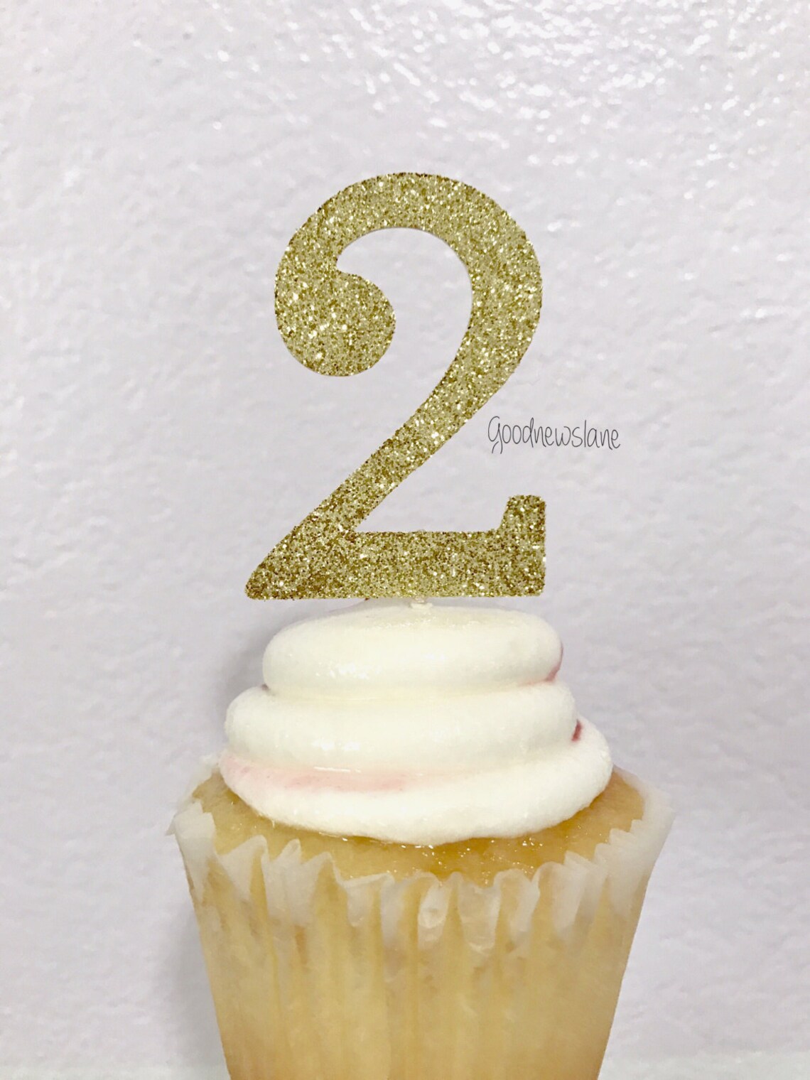 2 Cupcake Toppers, 2nd Birthday Topper, Two Cupcake Picks - Etsy
