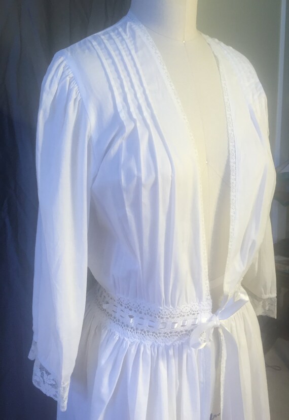 1980's Vintage Victorian Peignoir Robe #14 in small/m… - Gem