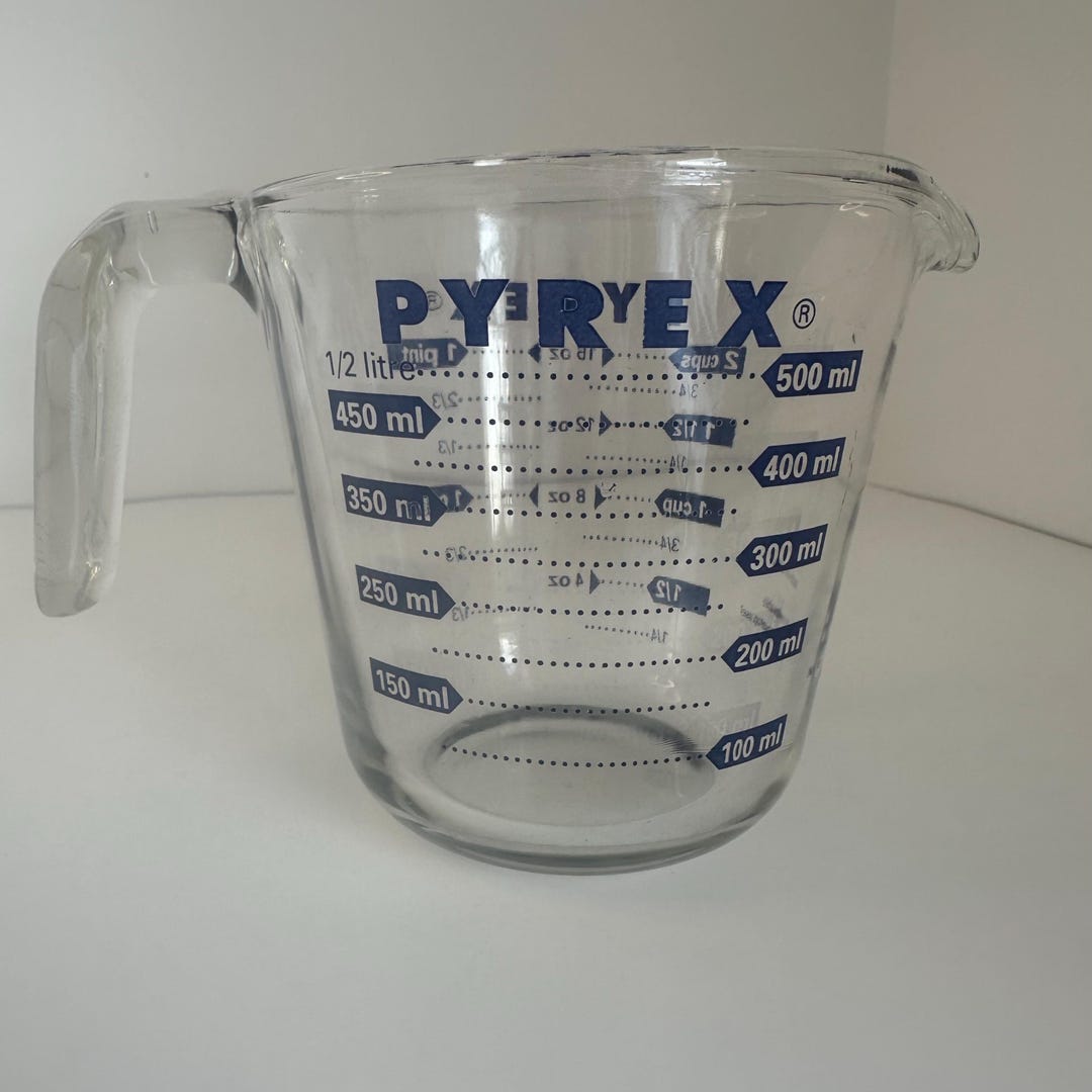 Vintage Pyrex Blue Pyro 2 Cup Measuring Cup Made in USA Good Condition ...