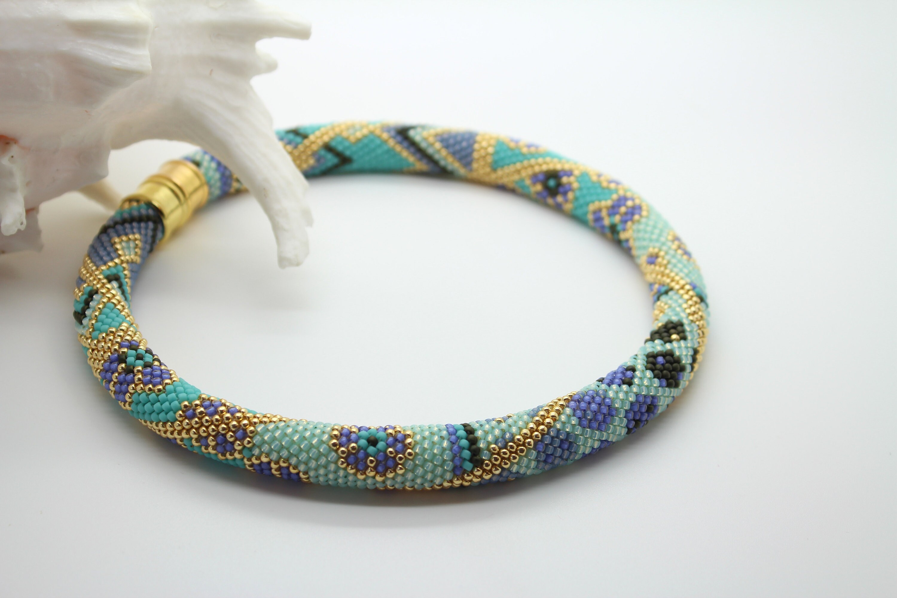 Step-by-step TUTORIAL How to Crochet a Double Bead/euro Method - Etsy