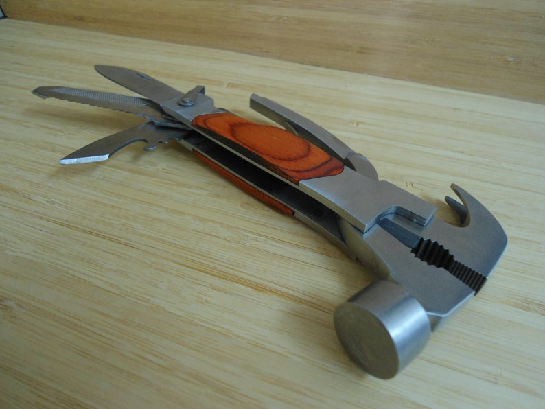 Personalized Multi-tool With Hammer, Laser Engraved Hammer Multi-tool ...