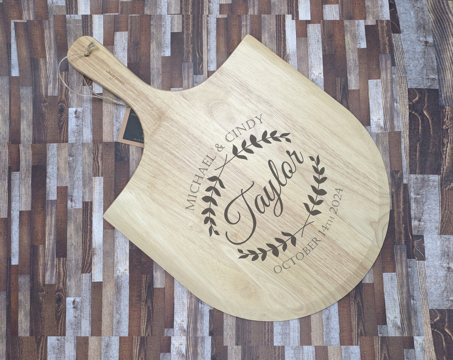 Personalized Pizza Paddle, Engraved Acacia Wood Pizza Peeler, Custom ...