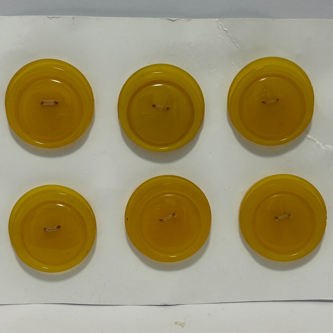 6 Yellow 32mm 1940's Decorative Galalith Buttons Original Vintage ...
