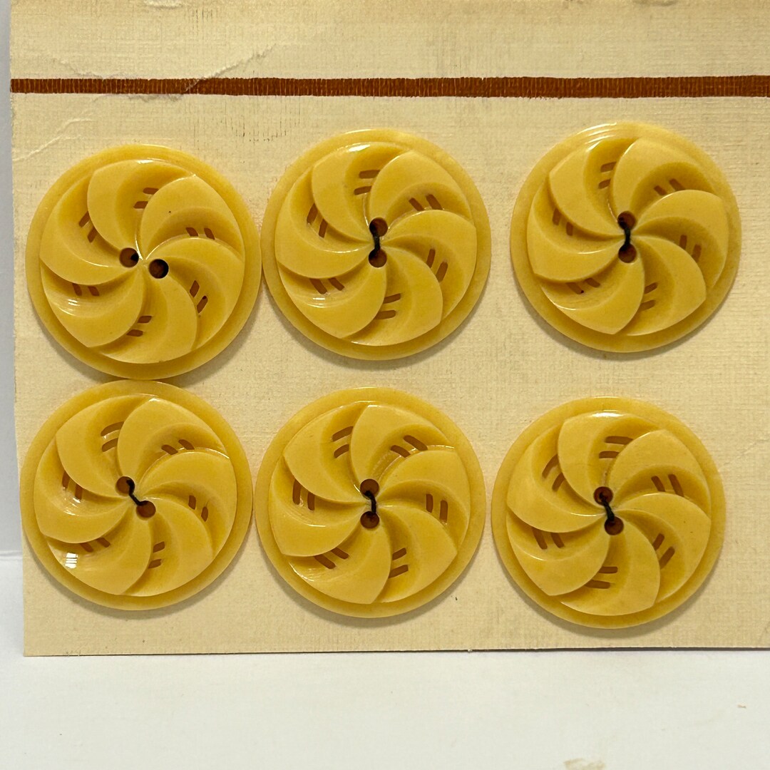 6 Light Mustard Yellow 22mm 1940's Decorative Casein Buttons Original ...