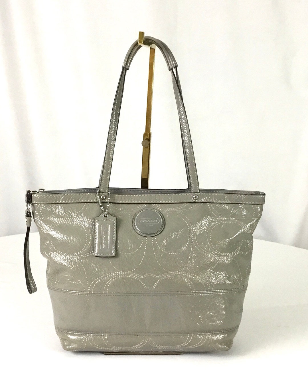 Coach F15142- Grey Patent Leather Shoulder Bag - Etsy