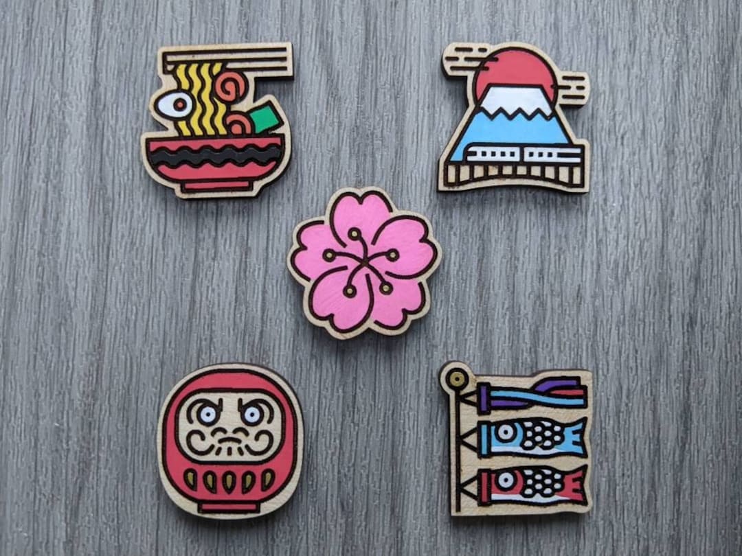 Japanese Style Wood Pin Badges Brooch / Koinobori Pin/ Sakura Pin ...