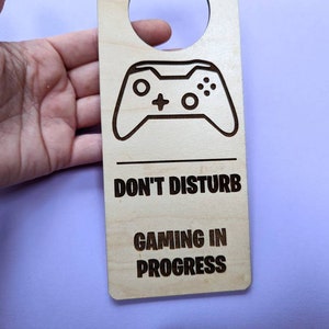 Gaming in Progress Sign, Free to Enter Sign, Do Not Disturb Sign ...