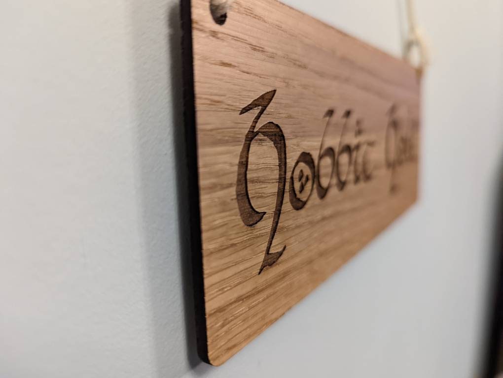 LOTR Hobbit hole sign door oak wood — Chikaishop
