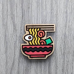 Japanese Style Wood Pin Badges Brooch / Koinobori Pin/ Sakura Pin ...