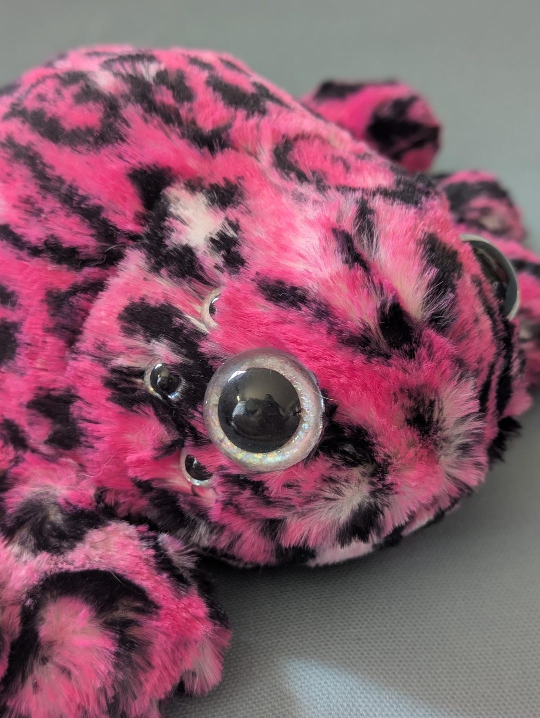 Jinx the Hot Pink Leopard Spider Plush -- Furrmiliars Collection - Etsy