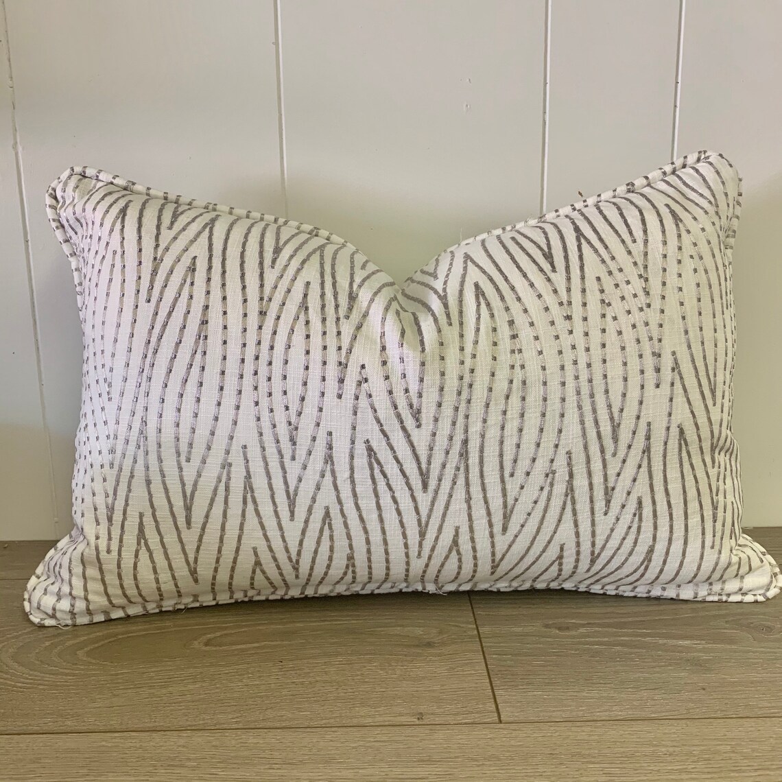 White and Gray Rectangle Pillow White and Gray Embroidered - Etsy.de